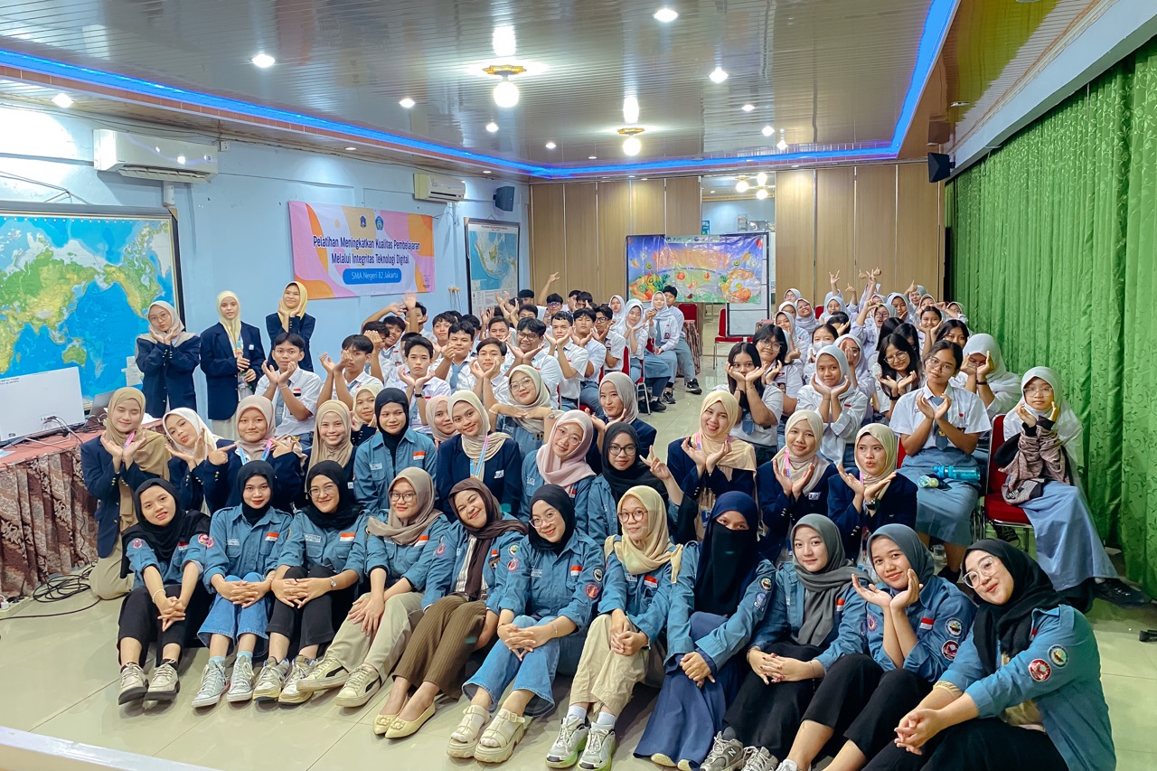 HIMAZI UAI Gelar Edukasi Gizi Seimbang untuk Siswa SMAN 82 Jakarta ...